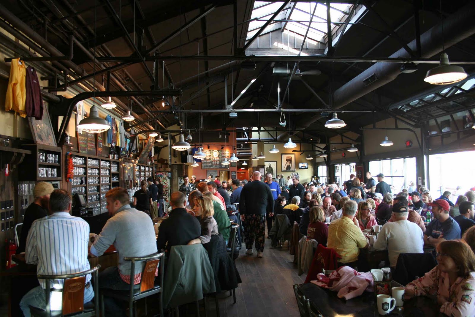 Tips penting agar Usaha Cafe anda Booming! dan dikenal banyak orang ...